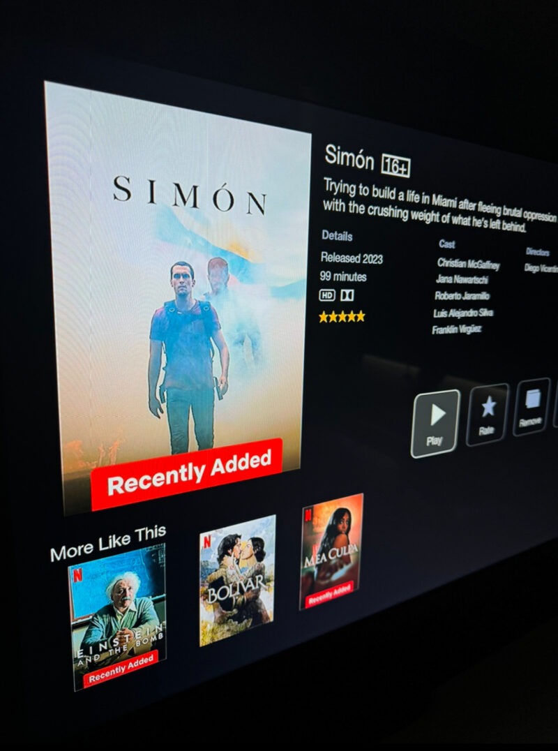 "Simón" llegó a Netflix: la película que toca las heridas del 2017 en ...